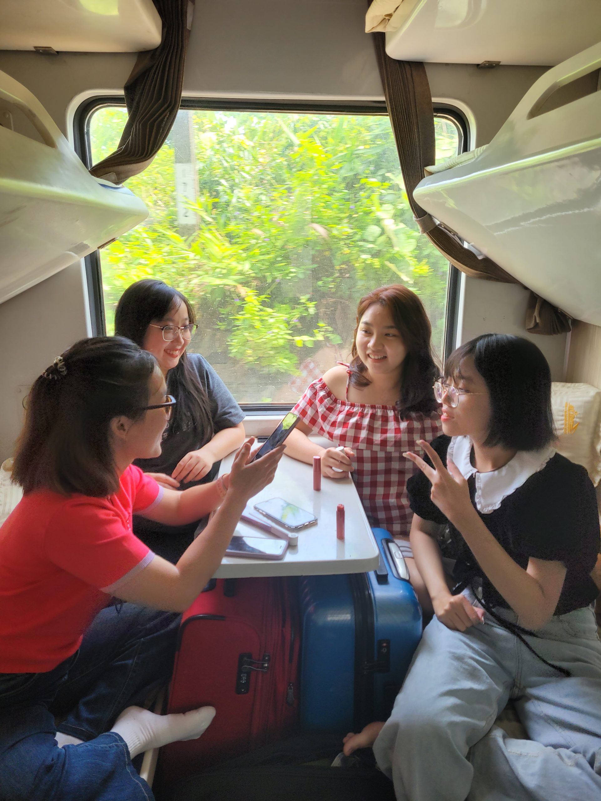 My Experience Taking the Reunification Express in Vietnam - Unbordered Life