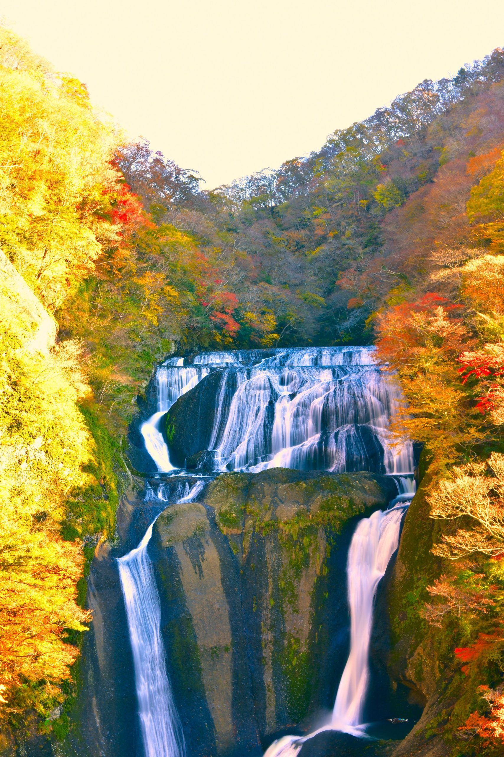 Autumn at Fukuroda Falls, One of Japan's Top 3 Waterfalls - Unbordered Life